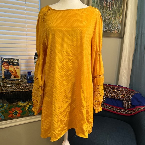 CBR | Dresses | Cute Oneofakind Little Goldilocks Dress With Puffed ...